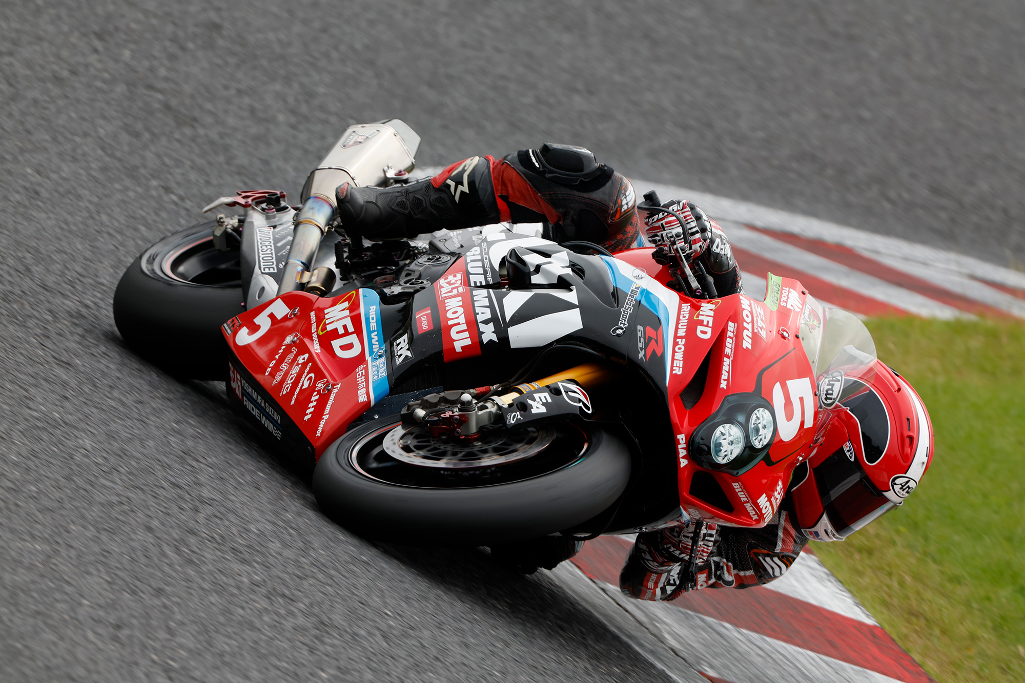 全日本ロードレース選手権(JSB1000クラス) Rd.8 鈴鹿サーキット | ヨシムラジャパン