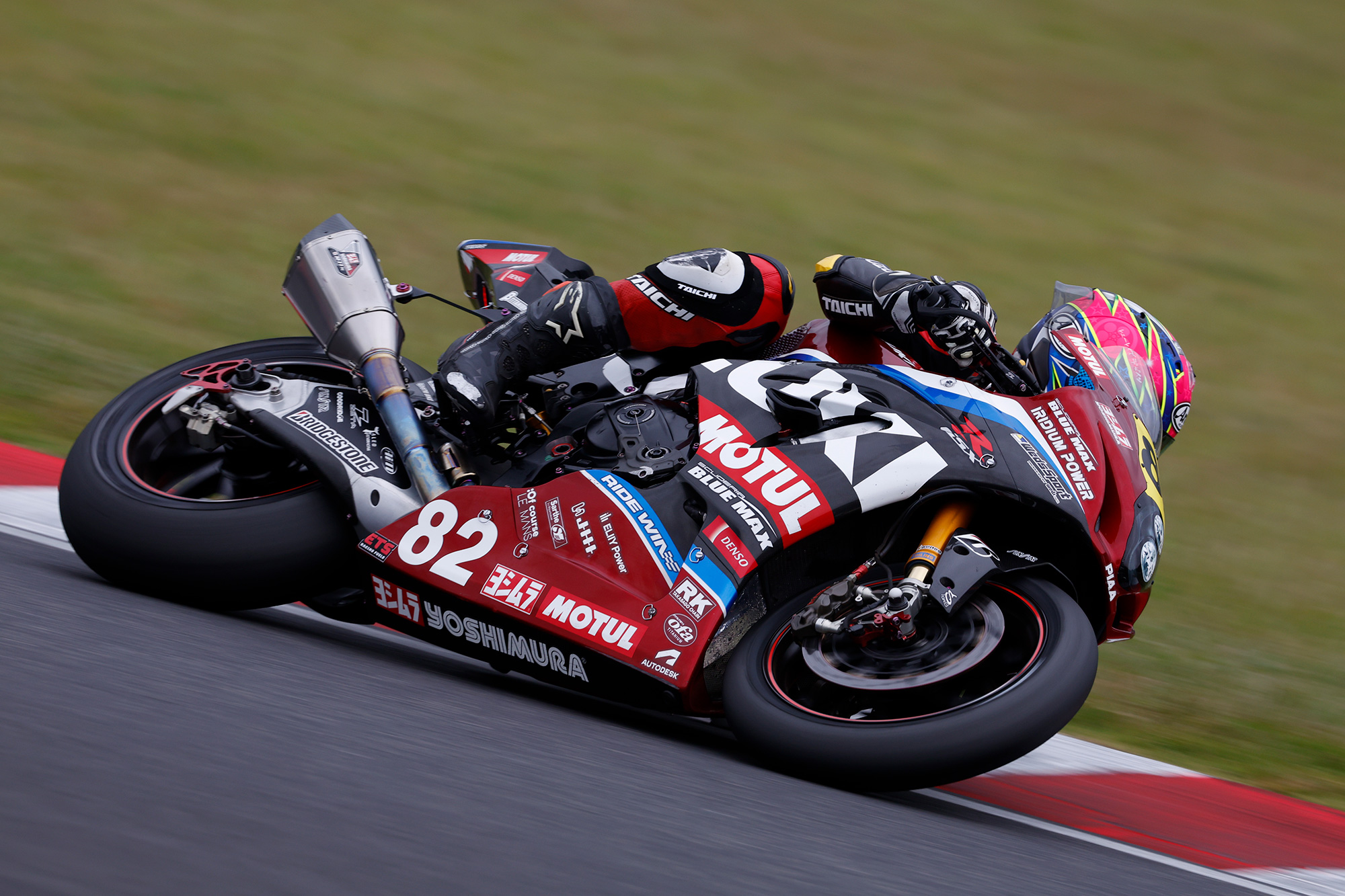 全日本ロードレース選手権(JSB1000クラス) Rd.8 鈴鹿サーキット | ヨシムラジャパン