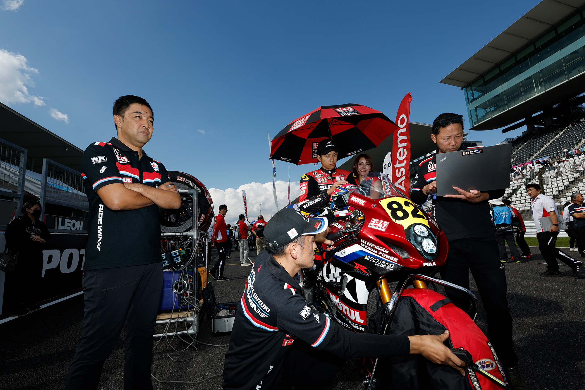 全日本ロードレース選手権(JSB1000クラス) Rd.8 鈴鹿サーキット | ヨシムラジャパン