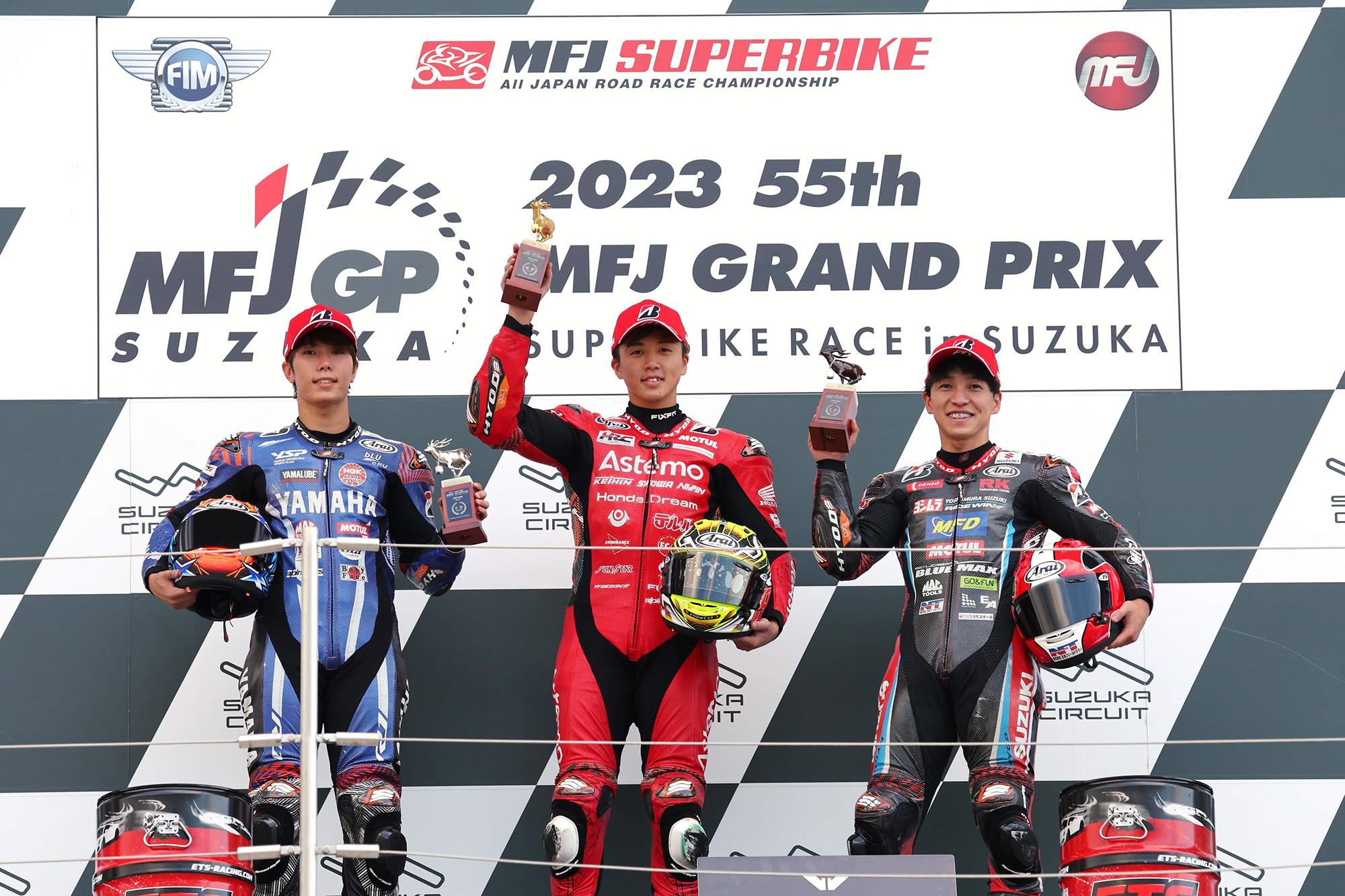 全日本ロードレース選手権(JSB1000クラス) Rd.8 鈴鹿サーキット | ヨシムラジャパン