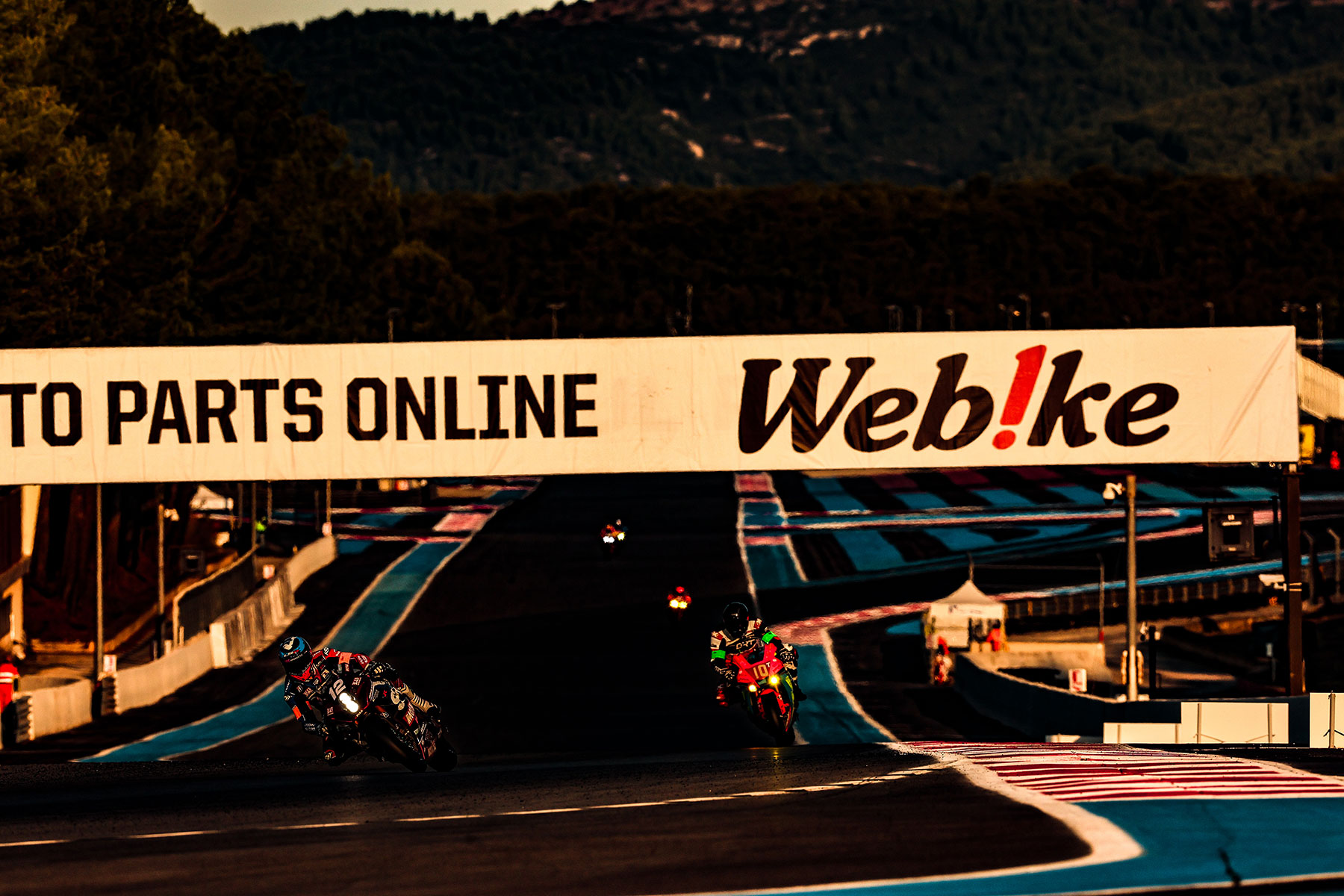 2024 FIM世界耐久選手権(EWC) Rd.4 ボルドール24時間レース 決勝 | ヨシムラジャパン