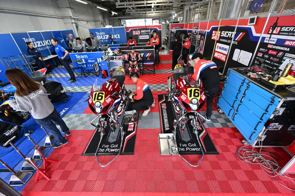 全日本ロードレース選手権(JSB1000クラス) Rd.7 鈴鹿サーキット | ヨシムラジャパン